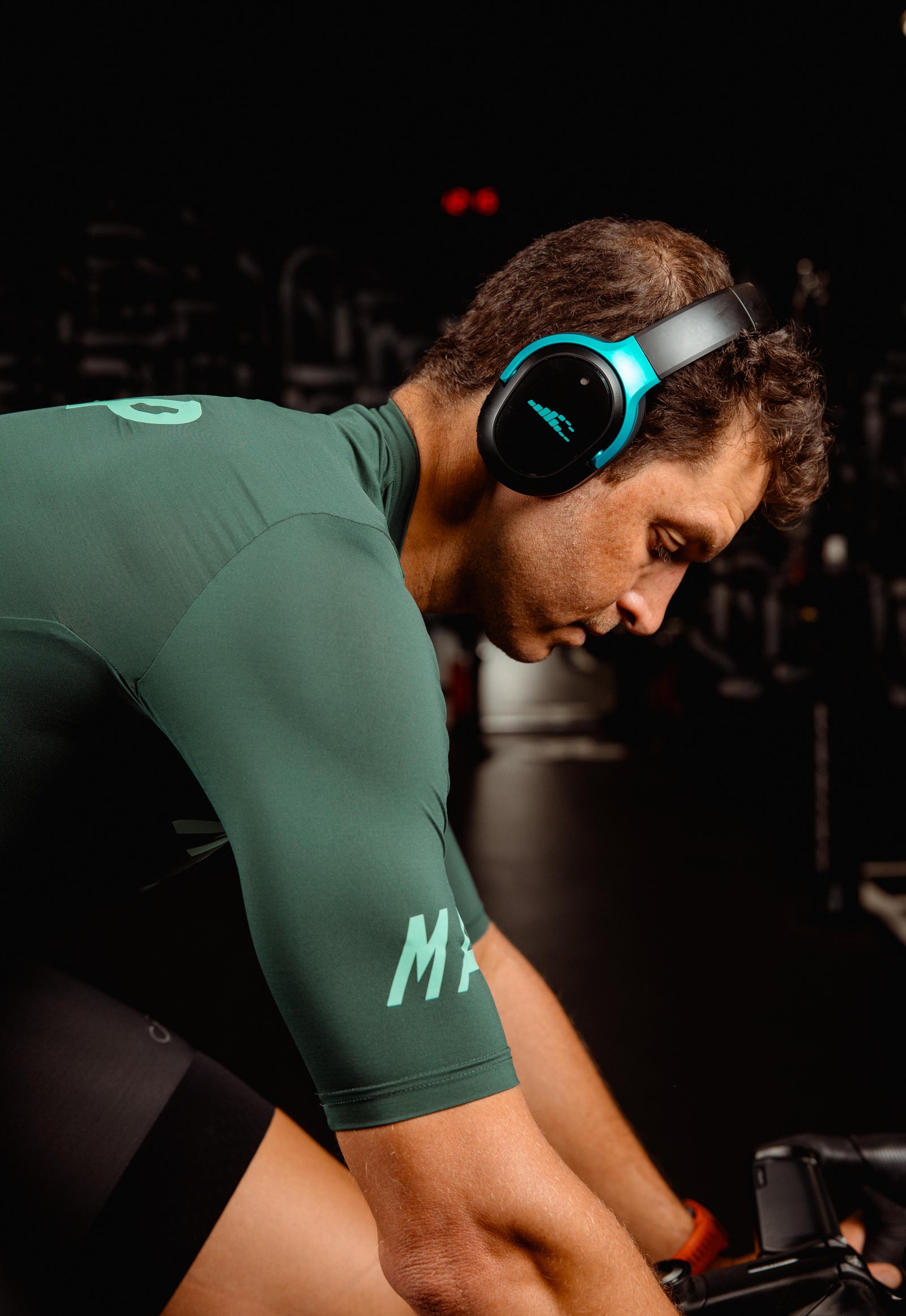 Gym Headphones – RIPT Series your workouts | H2O Audio